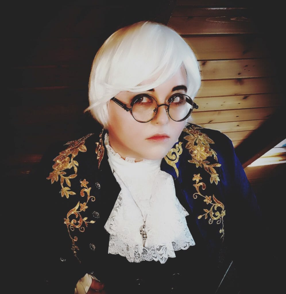 Cosplay by @misselisaface (Instagram, Twitter) Photography by @legs ...