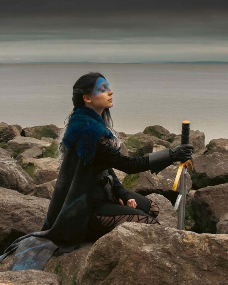 Yasha Cosplay and Costume by @olli_cos_ (Instagram, TikTok ...